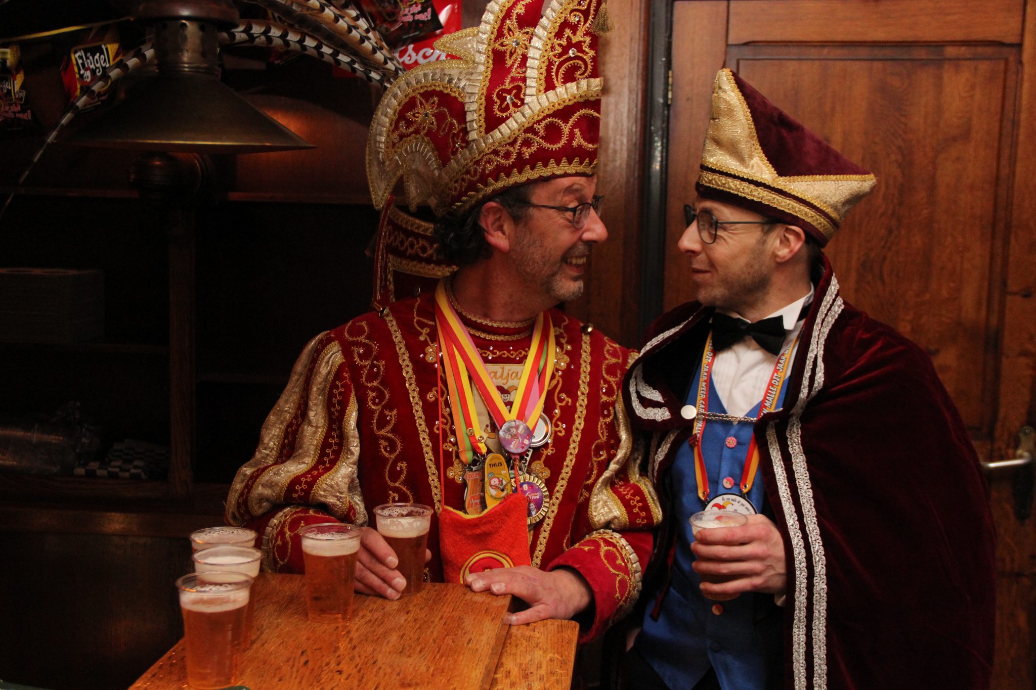 PALJAS | Carnavalsvereniging Zevenaar – Carnaval 4 je bij Paljas!